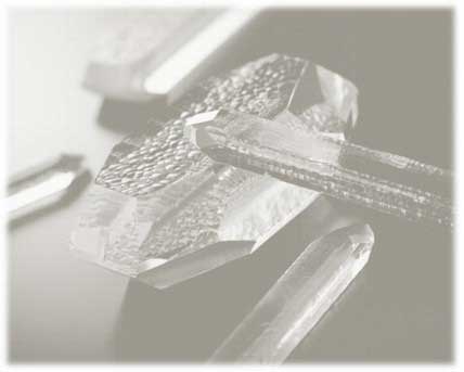 QUARTZ CRYSTAL DEVICE | CRYSTAL PRODUCTS | AOR,LTD. Authority On Radio ...